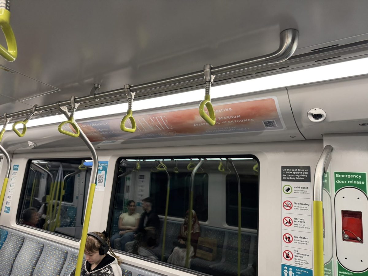 Train & Light Rail Advertising - MPA